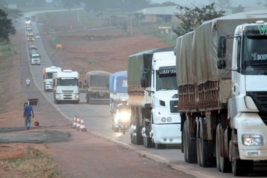 Interditados 12 Caminhões No Posto Da Prf Em Itumbiara Por Carga