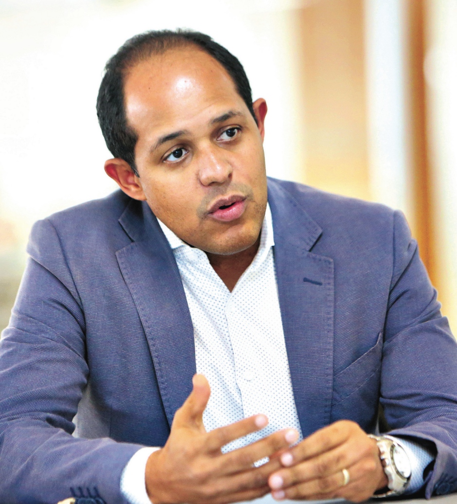 Carlos André faz palestra durante a 15ª edição da Fenalaw - Rota Jurídica