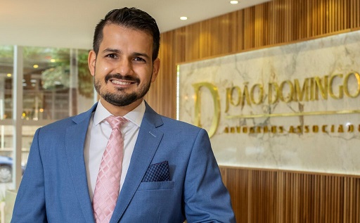 Advogado Leandro Marmo lança nesta terça-feira livro que traz análise ...